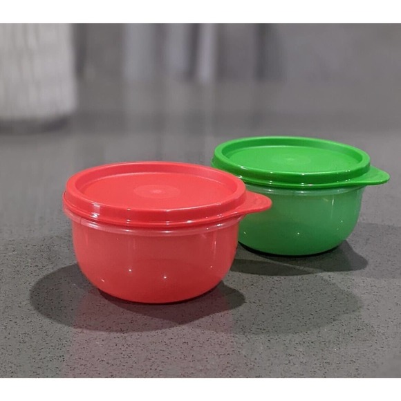 Tupperware | Dining | Tupperware Ideal Snack Bowl 8oz Container Set 2 ...